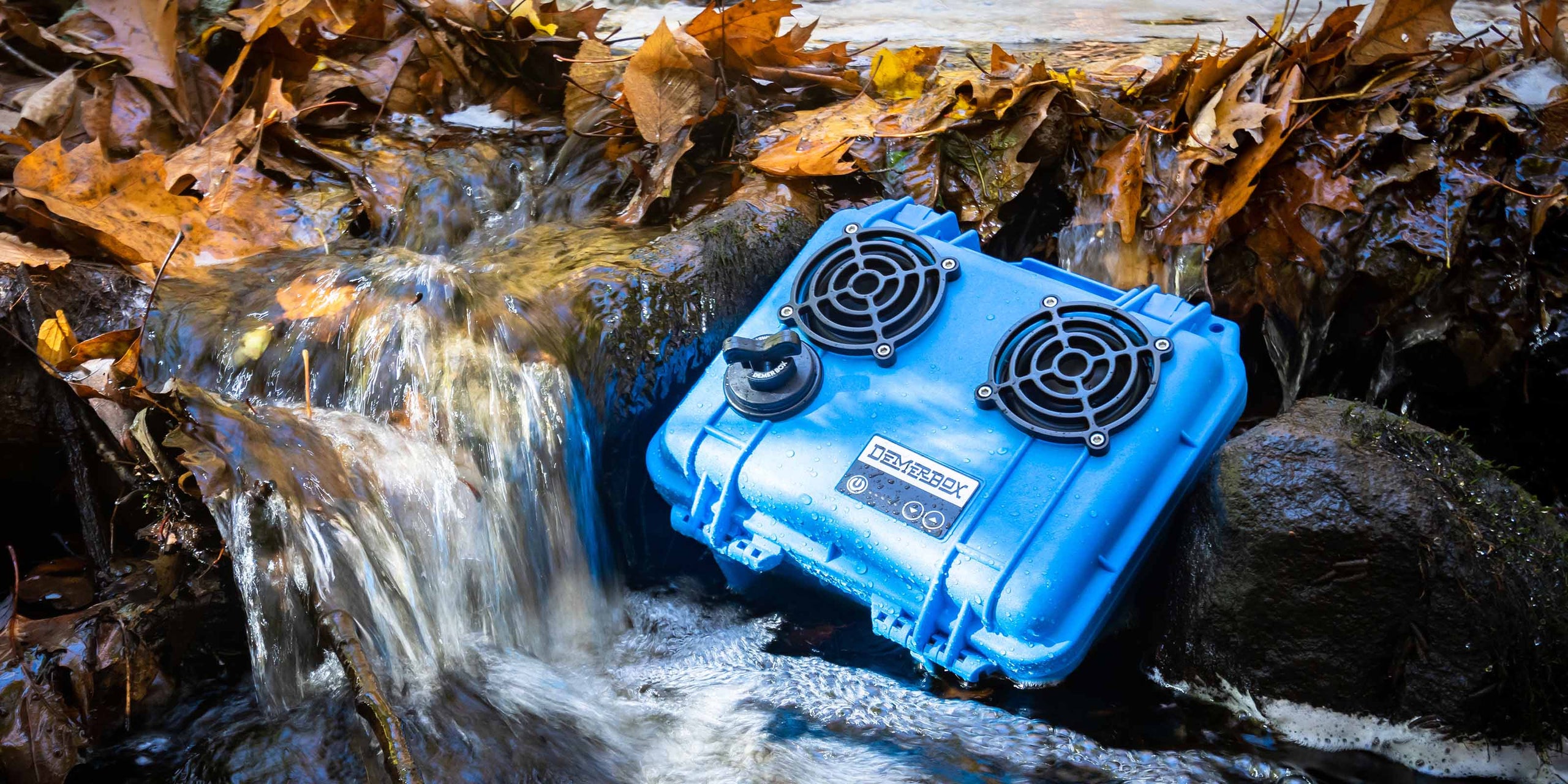 The Ultimate Outdoor Bluetooth Speaker – DemerBox